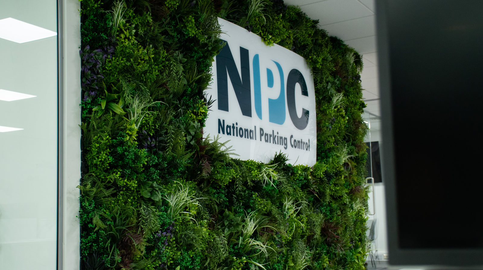 Artificial green walls, faux walls, artificial plant panels and mats ...